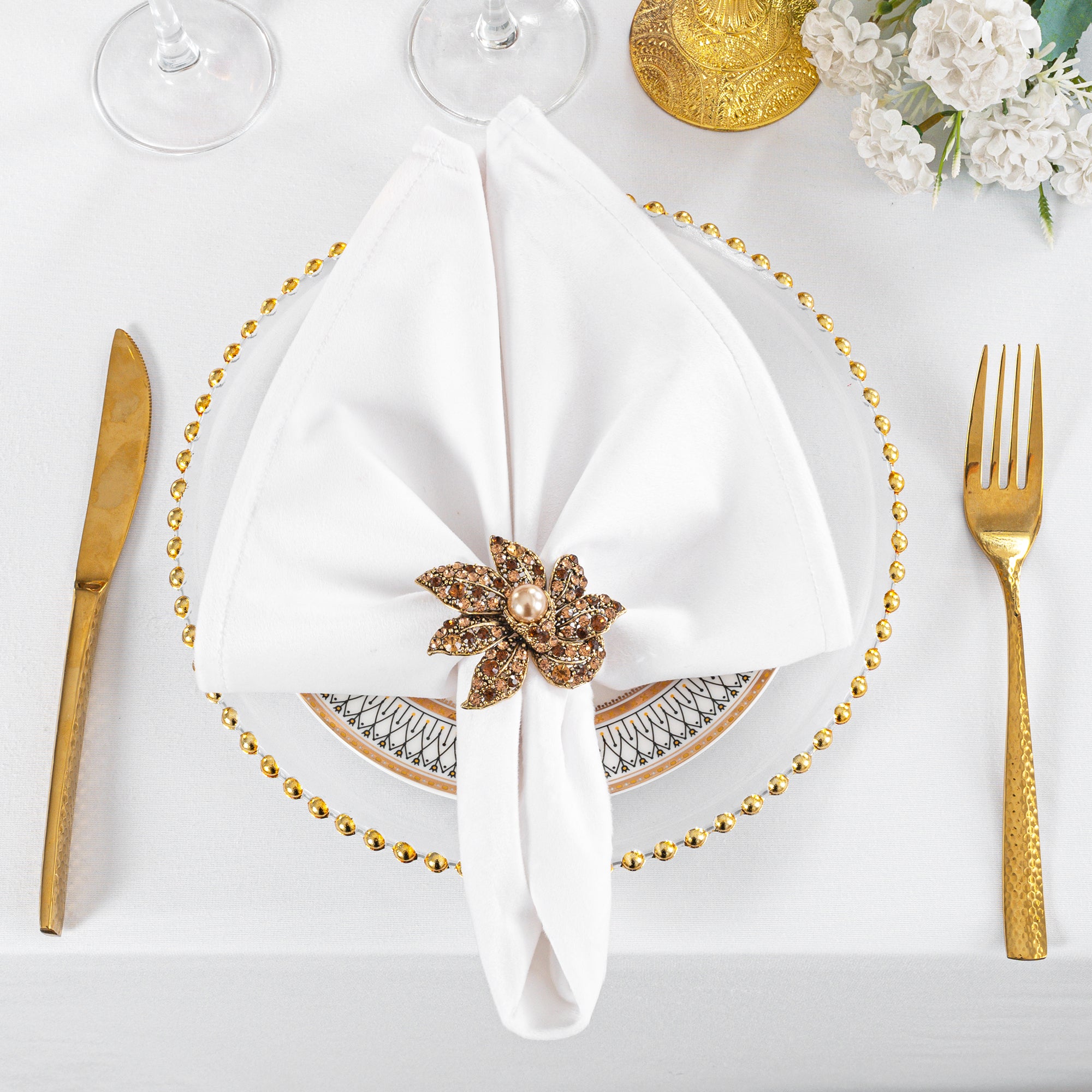 Sample 20"x20" Holland Velvet Napkins - White (1pc) – Wedding Linens Inc.
